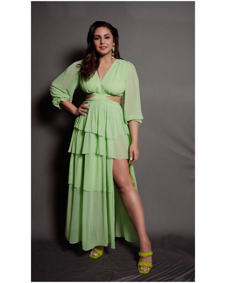 Maharani 2 starrer Huma Qureshi looking pretty in green colour dress ...