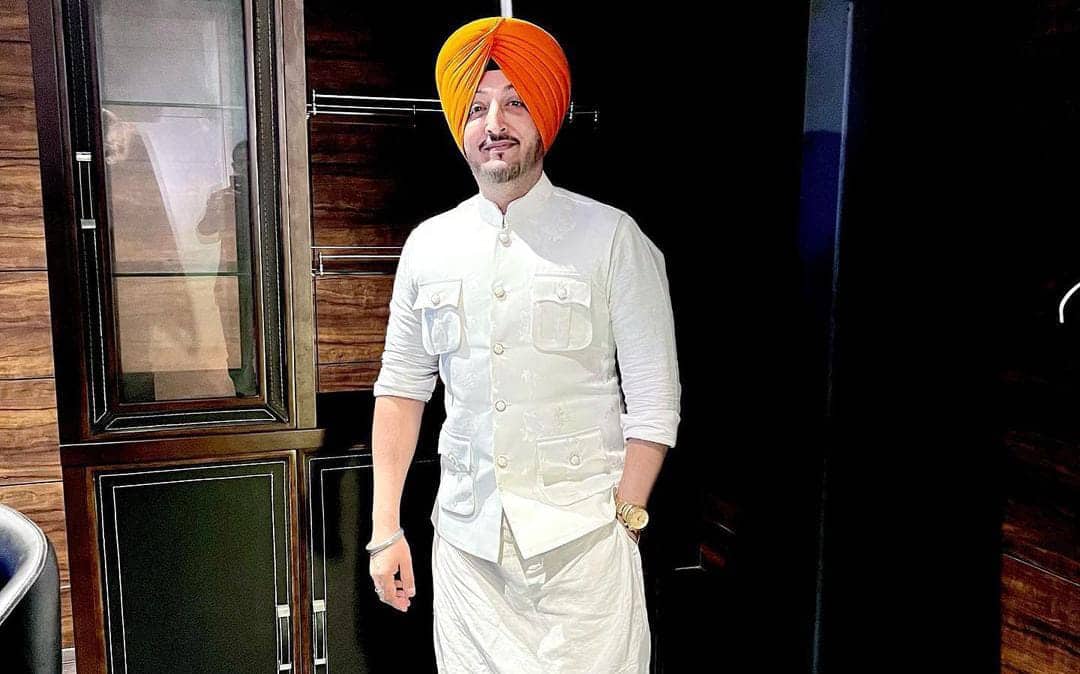 punjabi singer inderjit nikku records songs with diljit dosanjh and ...