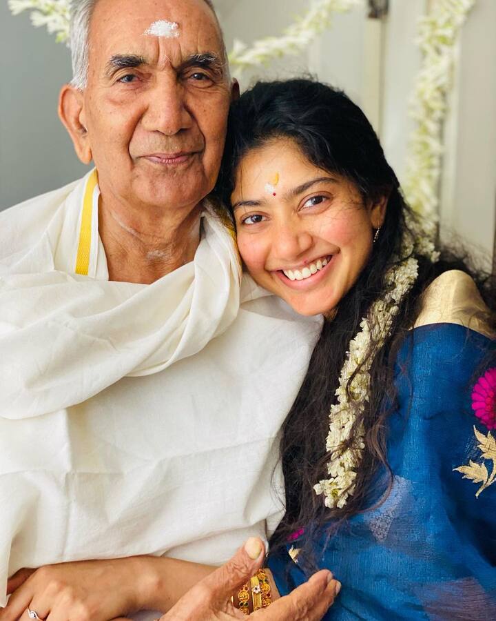 Actress Sai pallavi senthamarai family photos, sai pallavi sister | Sai ...
