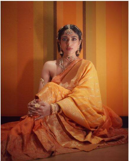 Sobhita Dhulipala Looks Stunning As Vanathi In Mani Ratnam's Ponniyin ...