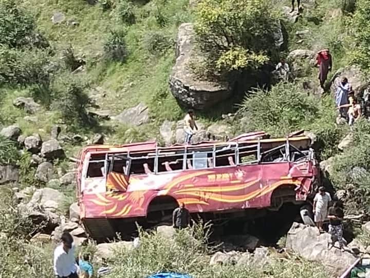 J&K: 5 Dead, 12 Injured As Bus Carrying Passengers Falls Into Gorge In ...