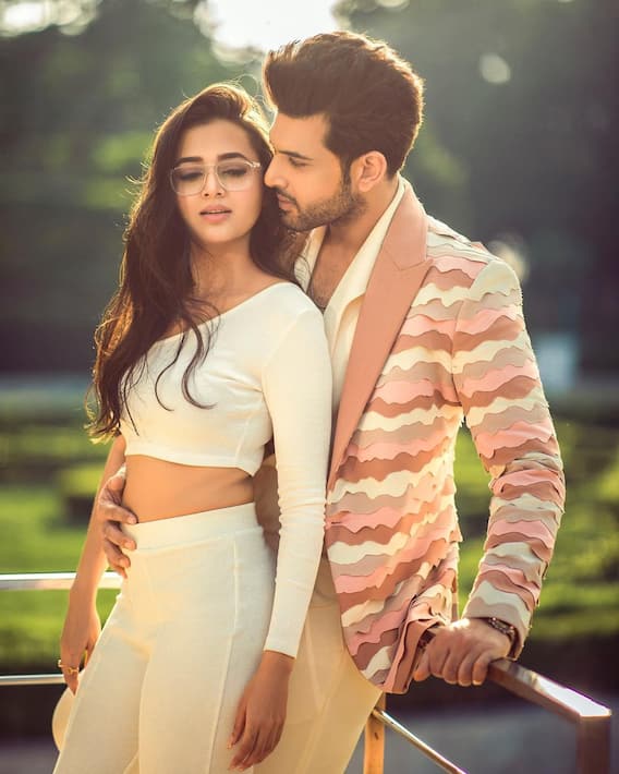 Actress Tejasswi Prakash And Karan Kundra Romantic Photoshoot Goes Viral Photo ‘हाऊ रोमँटिक