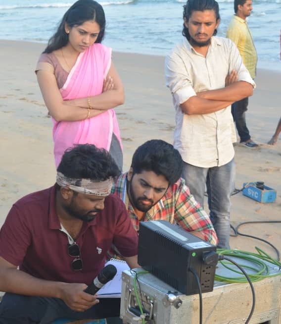 Sriram Nimmala Richa Joshi Starrer Romantic Love Story Madi Stills ...