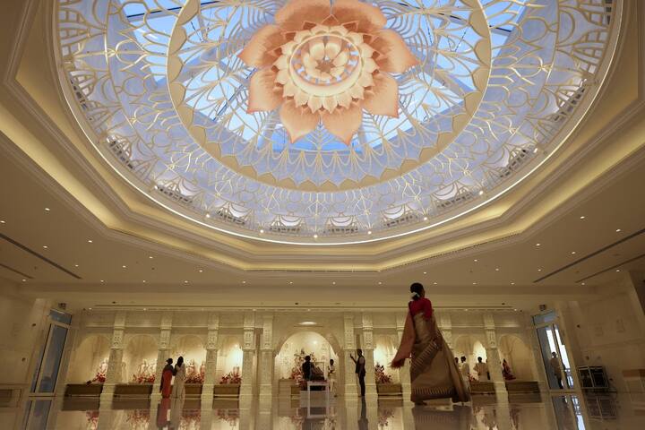 IN PICS: Grand Hindu Temple Opens In Dubai's 'Worship Village' Jebel ...