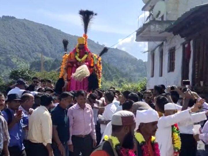 Pithoragarh After the end of Navratri Dola temple of Chomu Devta has ...