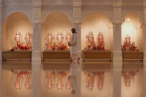 IN PICS: Grand Hindu Temple Opens In Dubai's 'Worship Village' Jebel ...