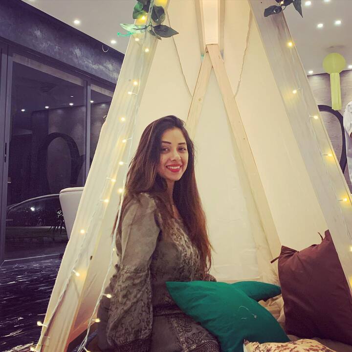 Anupamaa Fame Rupali Ganguly Homes Pics | Rupali Ganguly House: शान-ओ ...