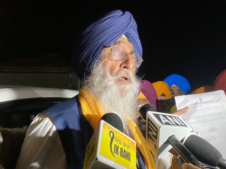 Police stopped Sangrur MP Simranjit Singh from going to Jammu and Kashmir raised controversial ...