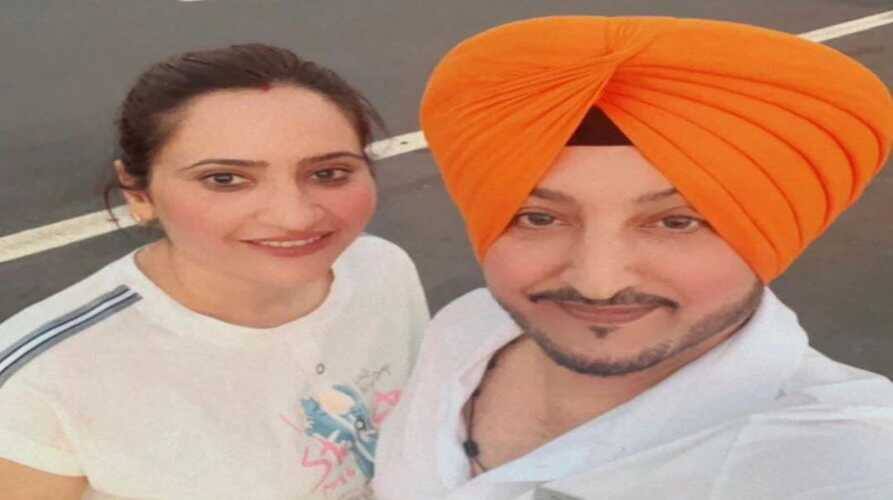 punjabi singer inderjit nikku shares romantic photo with his wife says ...