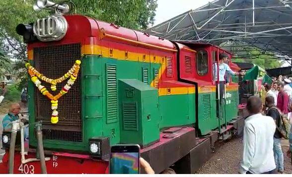 mini train services start on Neral–Matheran line | Photo : माथेरानची ...