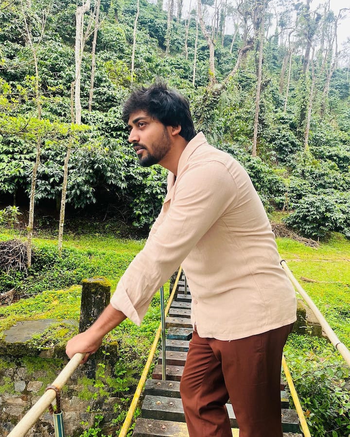 Guppedantha Manasu Mukesh Gowda photos in forest | Guppedantha Manasu ...