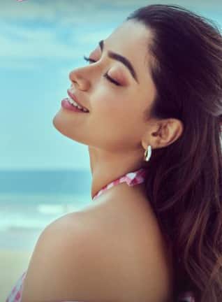 rashmika mandana beach look good bye actress rashmika looking super ...