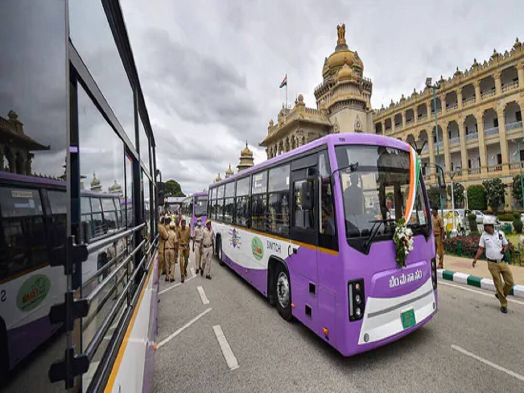 Watch: How Bengaluru e-buses get charged at these 3 stations | இ ...