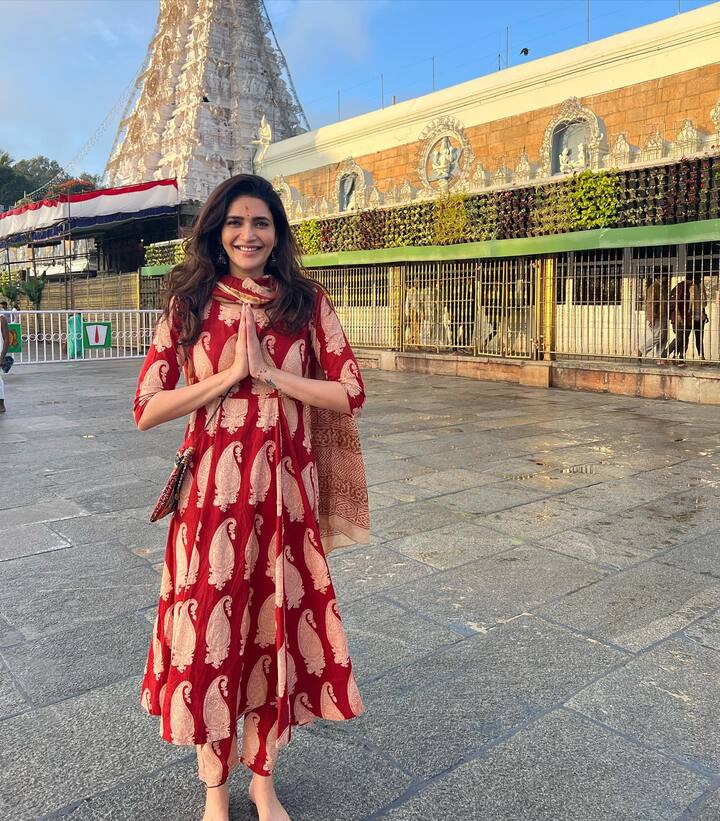 Karishma Tanna shared photos from Tirupati Temple with husband Varun ...