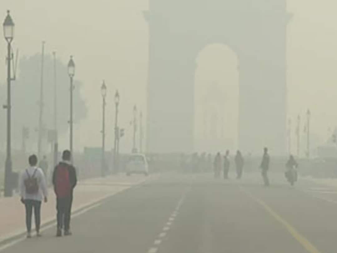 Delhi Air Quality Shows Slight Improvement, Still At Upper End Of 'Very Poor' Category. Check AQI