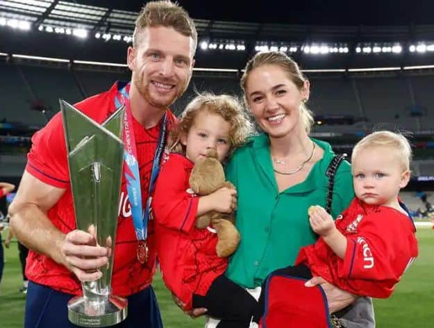 England players appeared with family after becoming champions, butler's ...