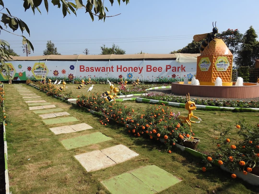 maharashtra news nashik news honey bee garden was established at ...