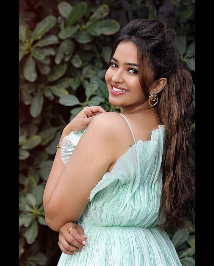 actress poojitha ponnada beautiful photos | Poojitha Ponnada: క్యూట్ లుక్స్ తో మెస్మరైజ్ ...