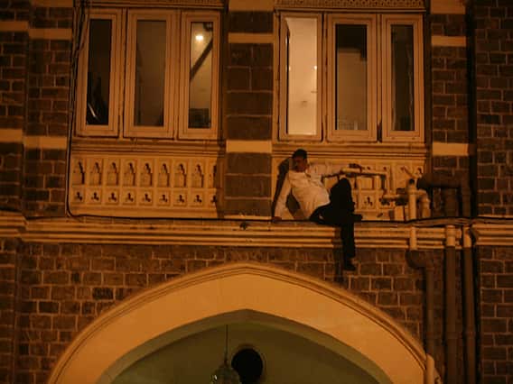 26/11 Mumbai Attacks Anniversary: Photos That Capture Mumbai's Night Of ...