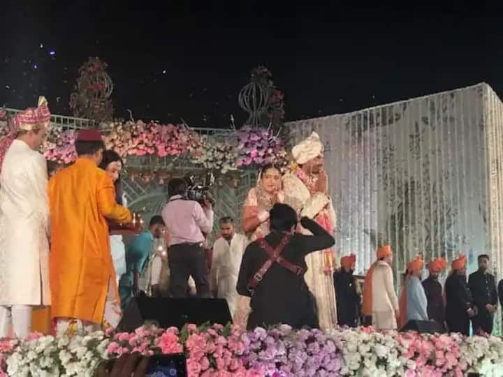 NCP President Jayant Patil Son Prateek Patil Wedding Ceremony Photo ...