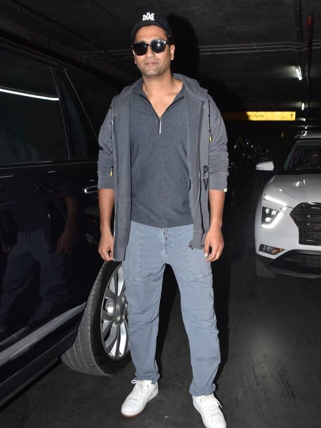 Take A Look At Vicky Kaushal's Swag Wala Airport Look