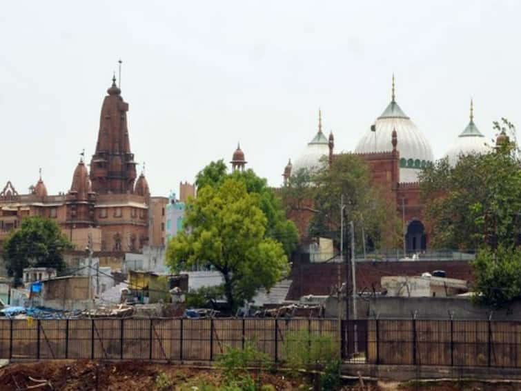 Bailable Warrants People Of Hindu Outfit Thwart Hanuman Chalisa Call