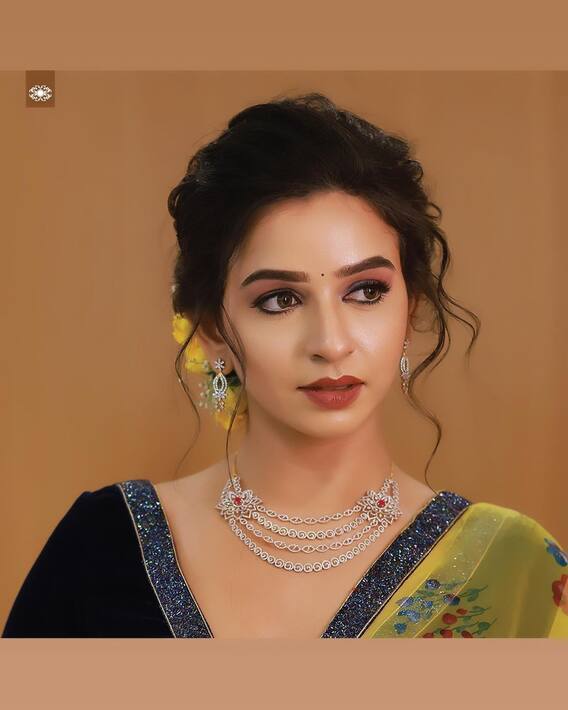 Bakyalakshmi Vijay Tv Serial Actress Divya Ganesh Recent Pictures ...