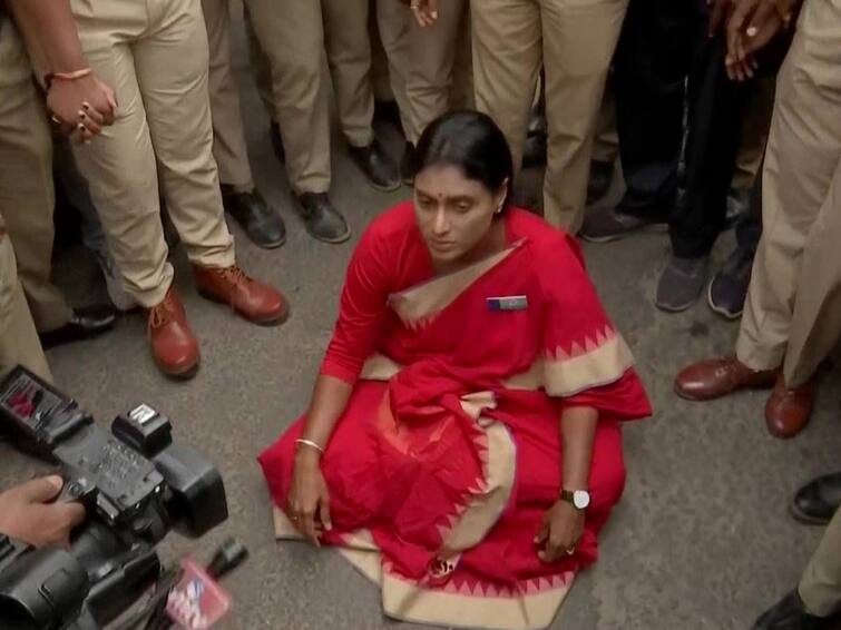 Telangana YSRTP Chief YS Sharmila Detained By Hyderabad Police During ...