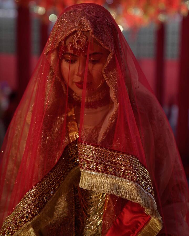 Bhojpuri Queen Sahar Afsha quits glamour world for Islam see her ...