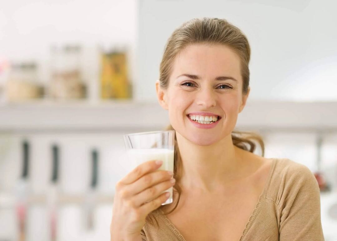 Drinking warm milk before sleeping at night has these seven great benefits for the body | Health ...