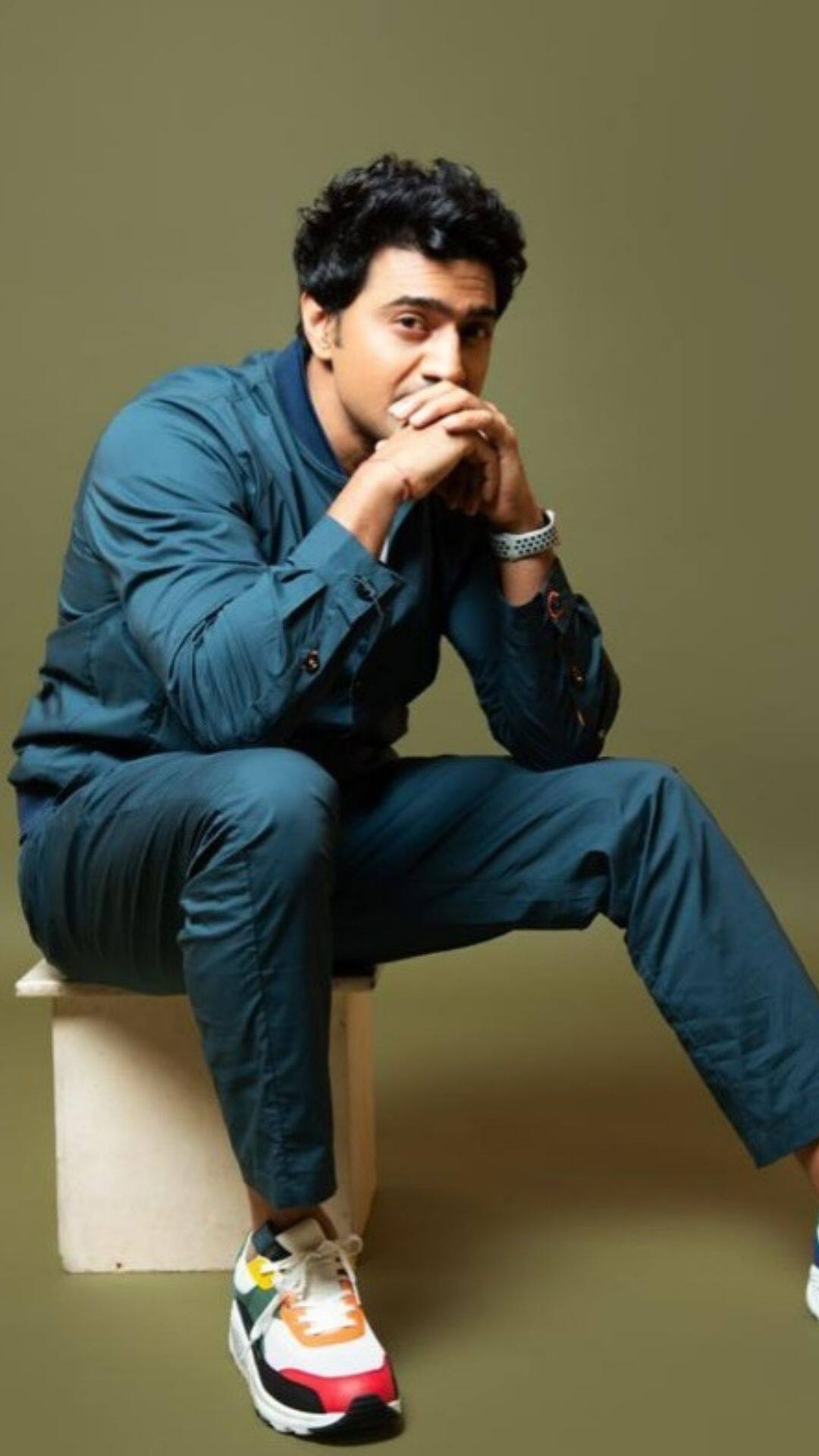 দেবের অভিনয় সফর