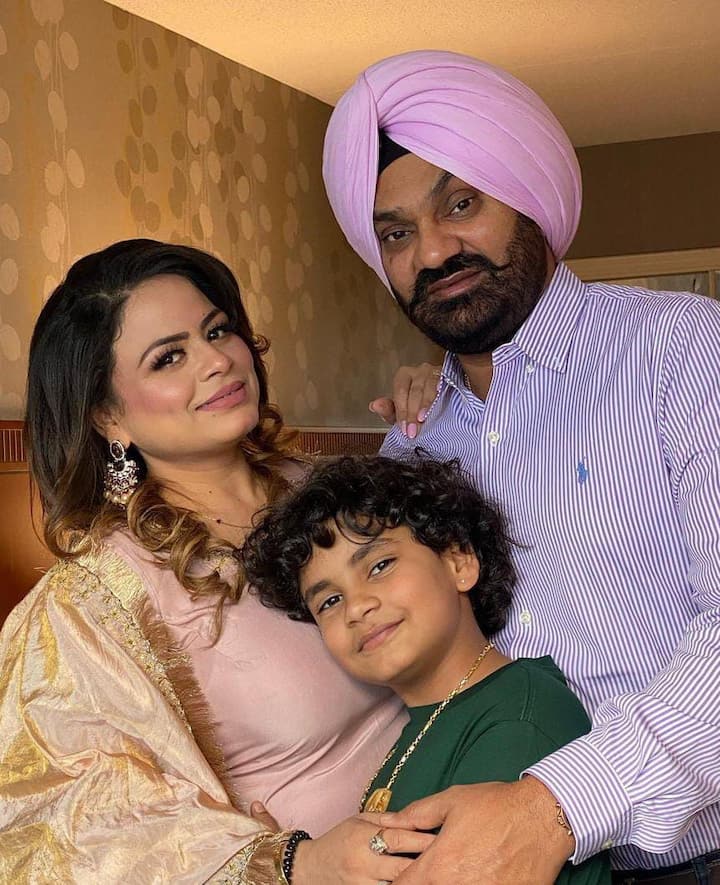 punjabi-singer-gurlez-akhtar-celebrating-her-marriage-anniversary-with ...