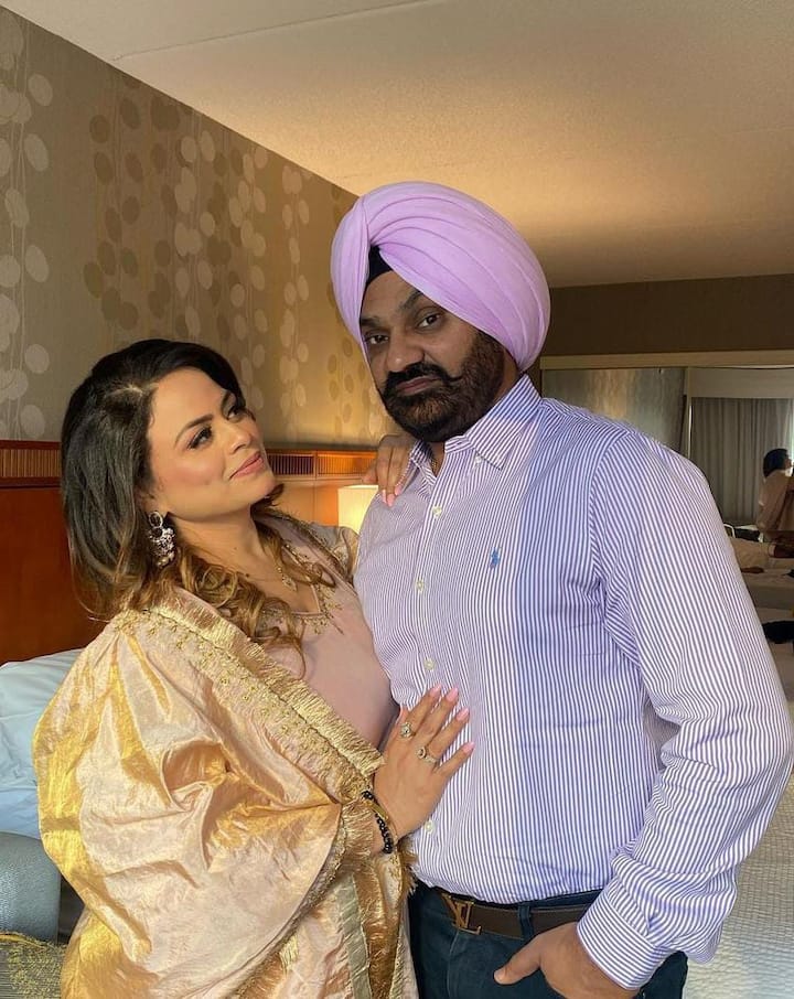 punjabi-singer-gurlez-akhtar-celebrating-her-marriage-anniversary-with ...