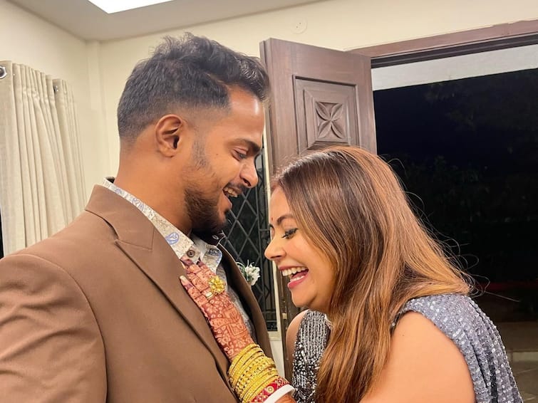 Devoleena Bhattacharjee Recreates Iconic Fight From Saath Nibhaana Saathiya With Husband Shanwaz 