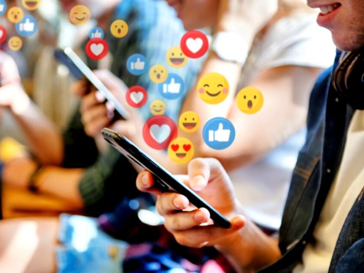 Social Media Affects Mental Health Advantages Disadvantages Social ... Social Media Affects Mental Health Advantages Disadvantages Social ...