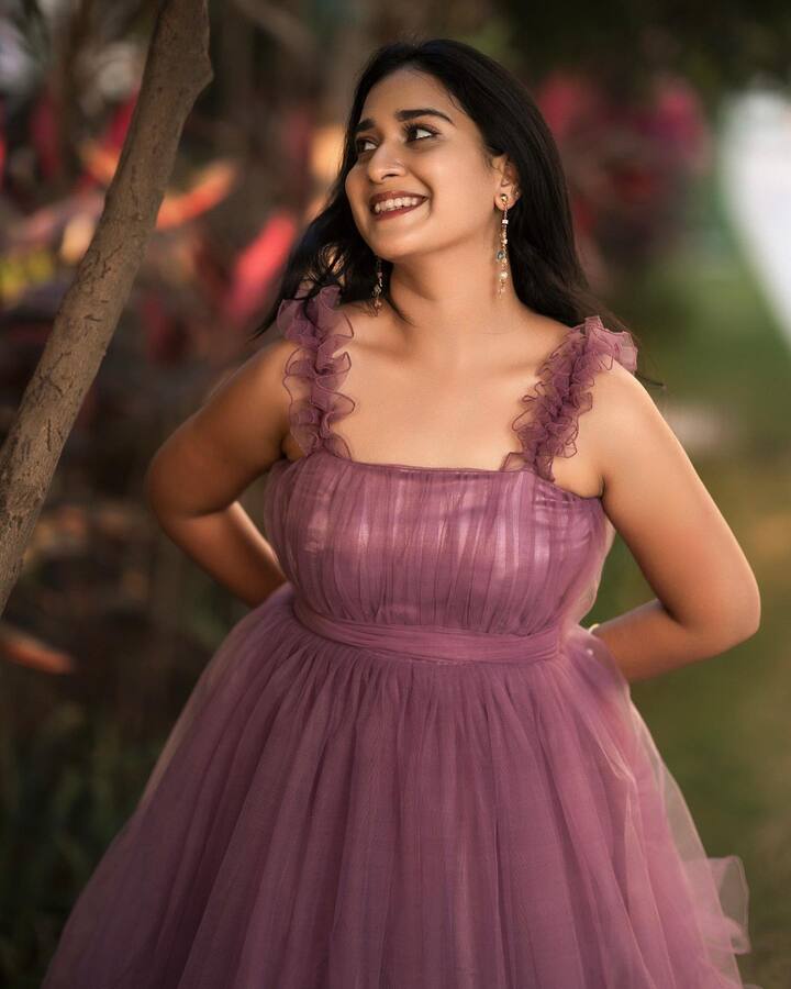 Guppedanta Manasu Serial Rasagna Reddy beautiful photos | Guppedantha ...