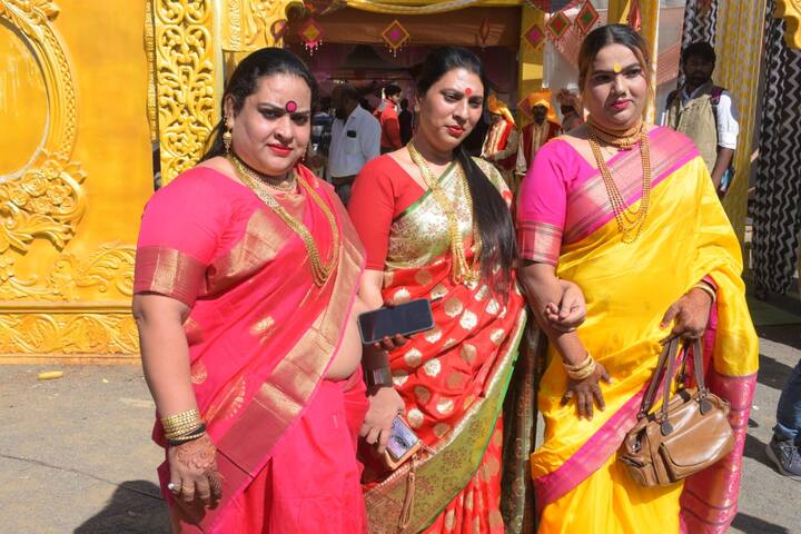 Amravati National Kinnar Sammelan Kalash Yatra of Kinnar in Amravati ...