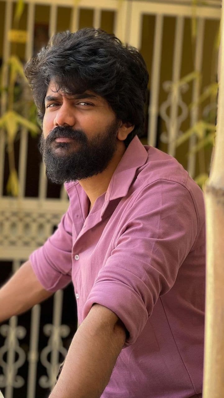In Pics Tamil Celebrities Pongal 2023 Celebration with Dhoti and Shirt ...