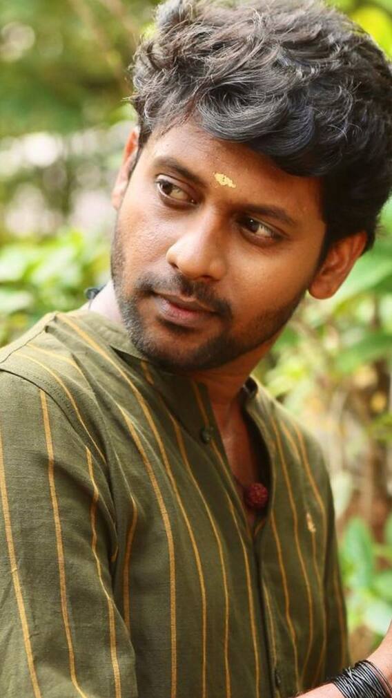 In Pics Tamil Celebrities Pongal 2023 Celebration With Dhoti And Shirt ...