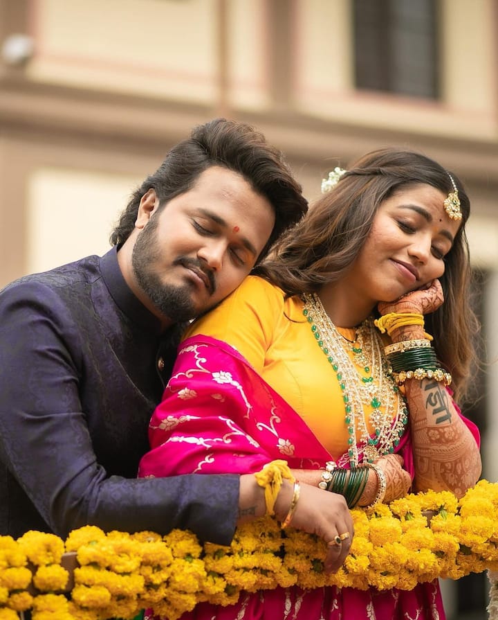 rohit raut and juilee joglekar first makar sankrant celebration | PHOTO ...