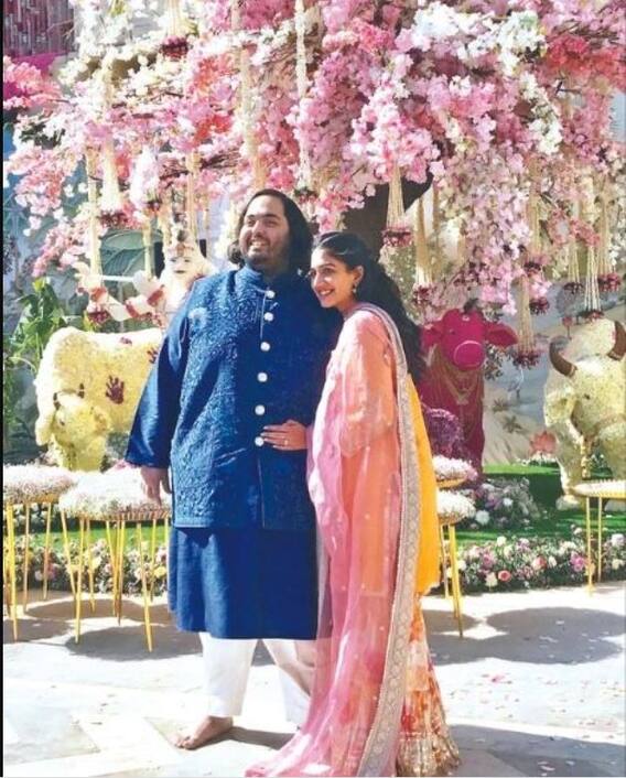 Anant Ambani, Radhika Merchant Mehendi Ceremony Pics Out
