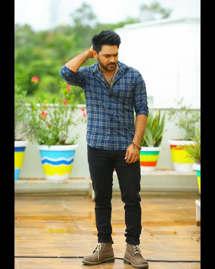 Serial Actor Mahesh Babu Kalidas | Maheshbabu Kalidasu: తొలి సీరియల్ ...