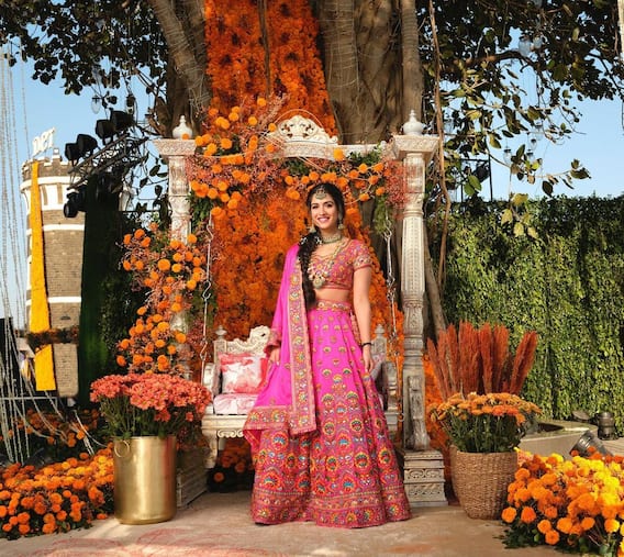 Radhika Merchant Mehendi Look Beautiful Style In Mehndi Function You ...