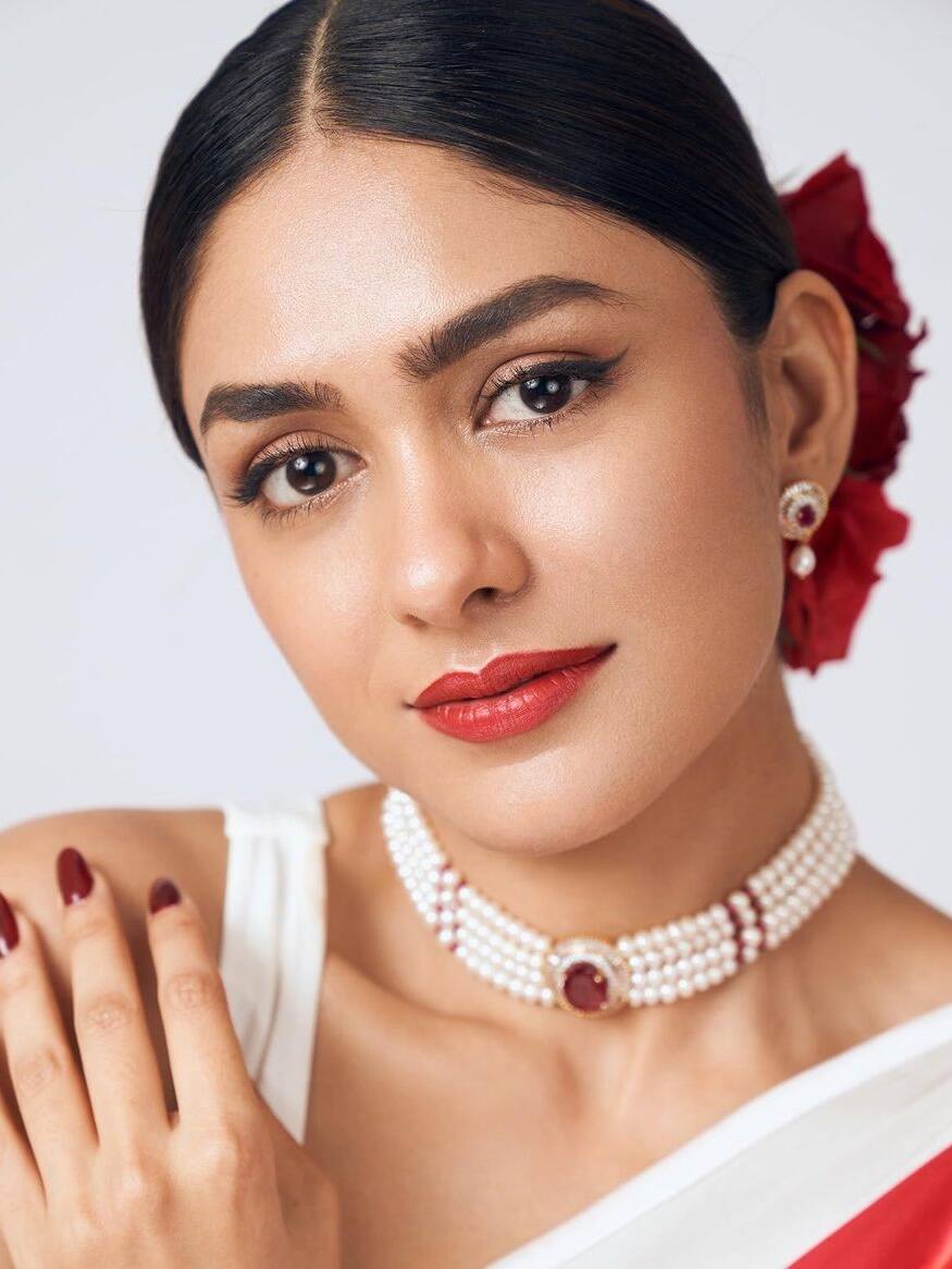 कुमकुम भाग्य की बुलबुल हैं इतनी पढ़ी-लिखी