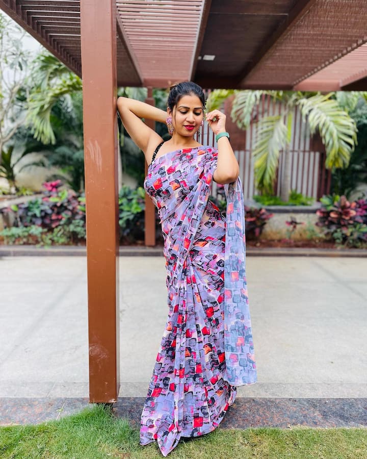 big boss beauty inaya sultana latest saree photos | Inaya Sultana ...