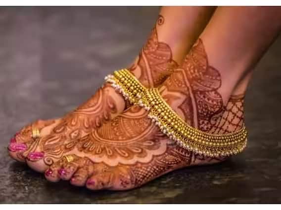 Gold anklet womens should never wear sone ki payal know religious scientific reason | Gold ...