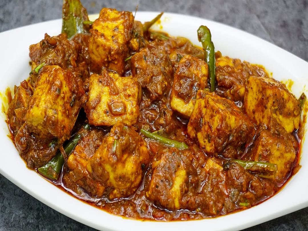 UP Viral News Relatives Quarrel Over Not Serving Paneer in Wedding ...