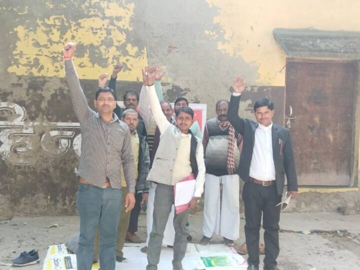 Hardoi Social Worker Protest Against Swami Prasad Maurya On