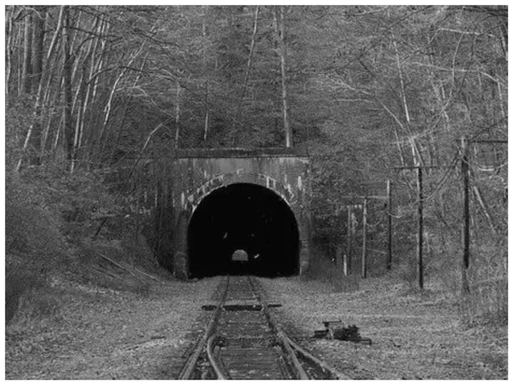 Story Of Janetti Train Of Italy Mysteriously Disappeared After Entering ...