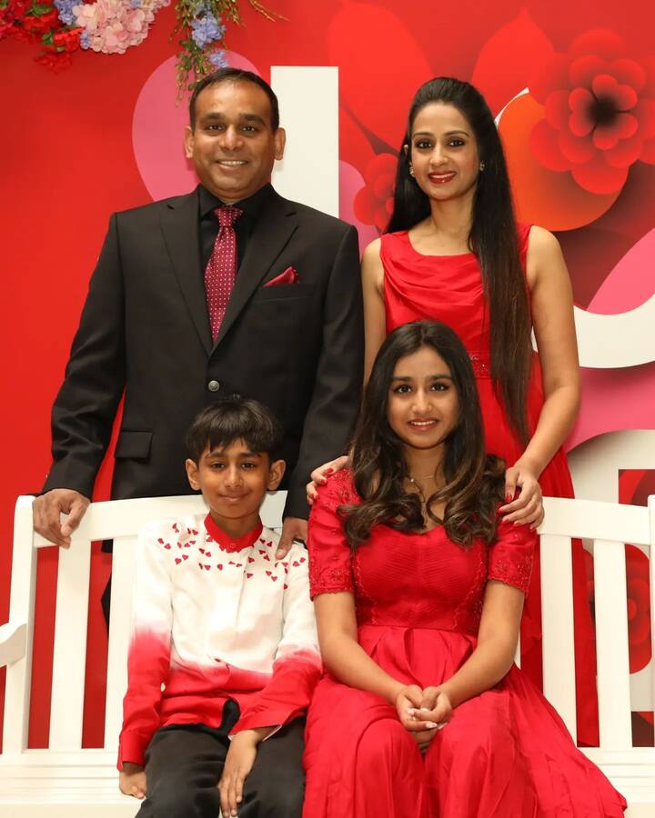 Actress Laya family pics goes viral | అందాల తార లయ ఫ్యామిలీ పిక్స్ చూశారా?